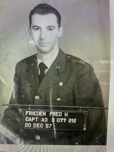 Fred Frieden - Weinsteinchapels